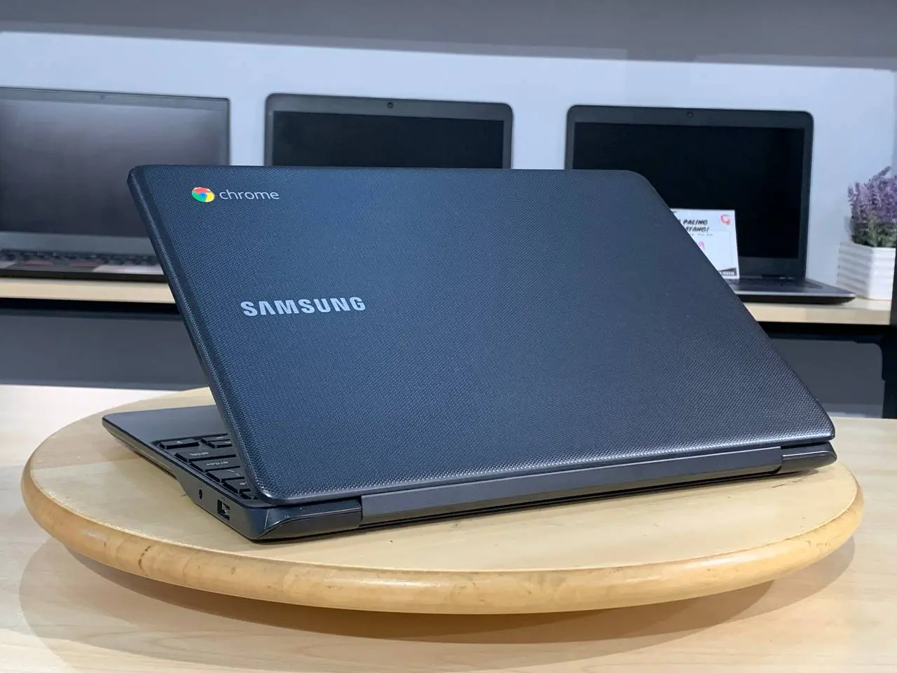 9 Harga Laptop Samsung Terbaru 2025, Mulai 900 Ribuan!